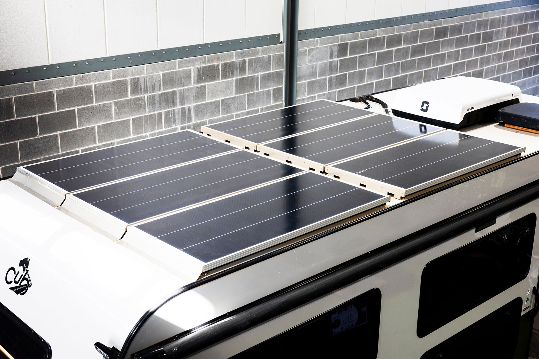 CUB C18 Off Grid Hybrid Caravan – Cub Campers