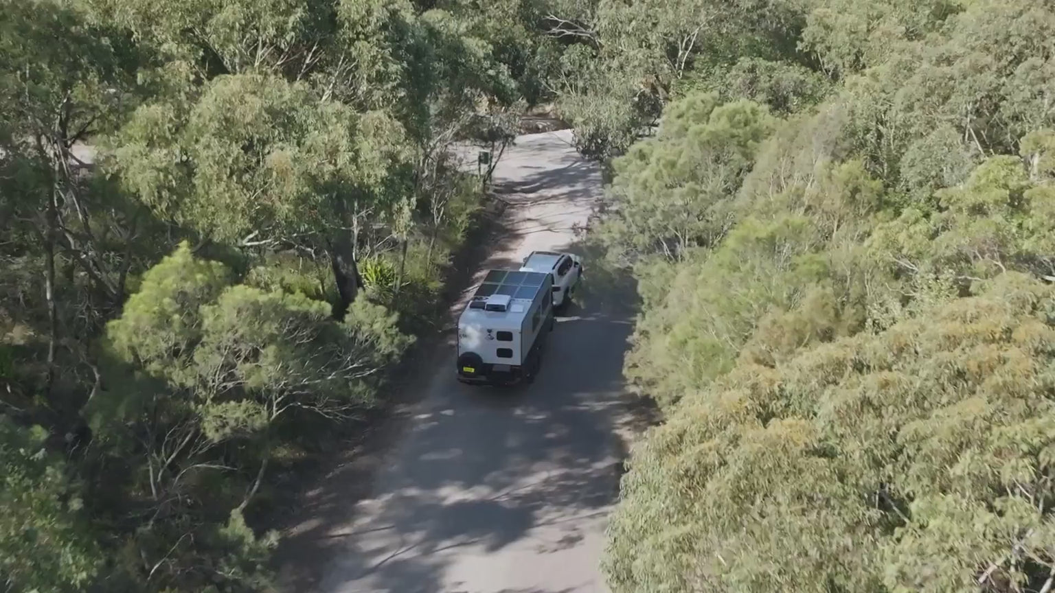 CUB C18 Off Grid Hybrid Caravan – Cub Campers